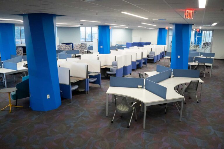 John C. Hitt Library - UCF Libraries